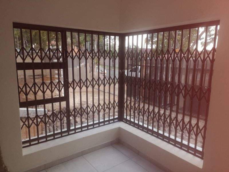About us - Enerst Aluminium Trellises